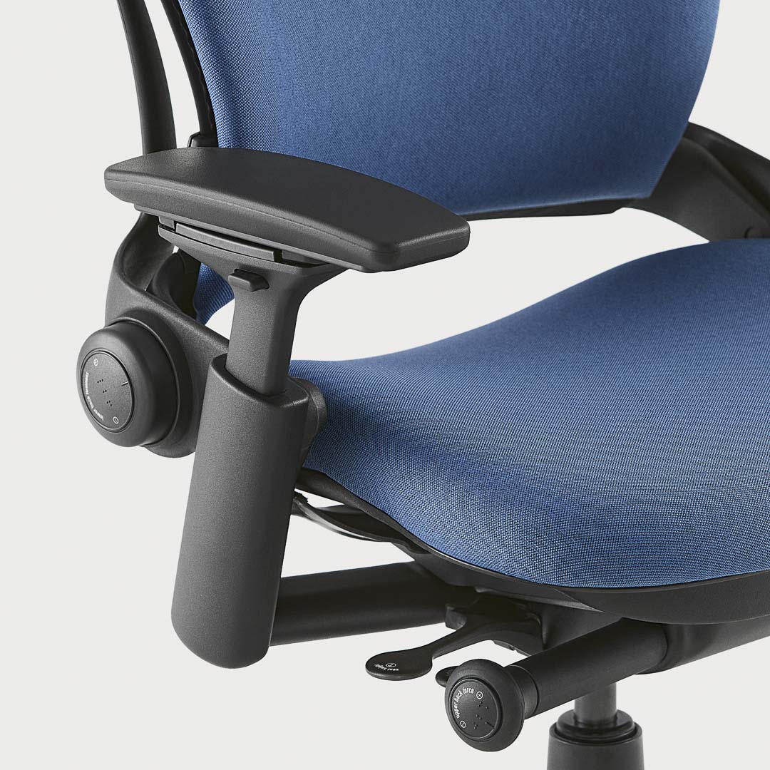 Steelcase Leap vs. Series 2: Which Task Chair is the Best Fit for You ...